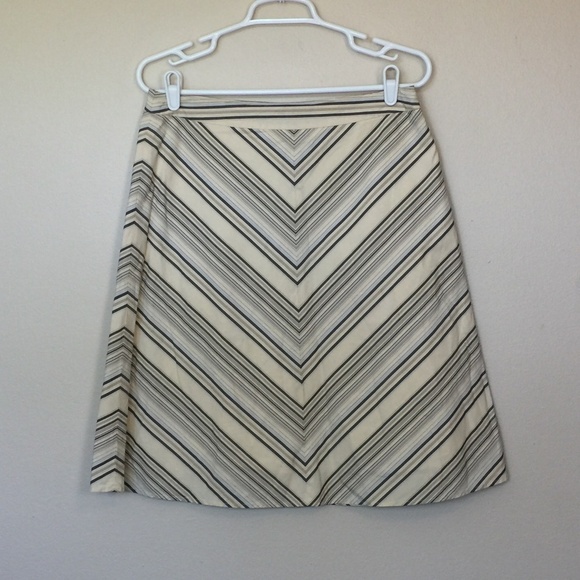 Banana Republic Factory | Skirts | Banana Republic Diagonal Stripe ...
